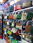 Tinin Store (Abidjan, La commune Yopougon, Ancien Quartier Sicogi), çanta ve valiz mağazaları  Abican'dan