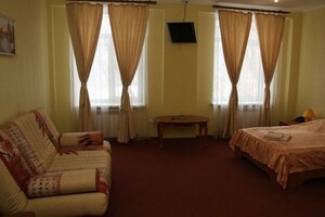 Usadba (Oktyabrskaya ulitsa No:2Б, Sovetsk), otel  Sovetsk'ten