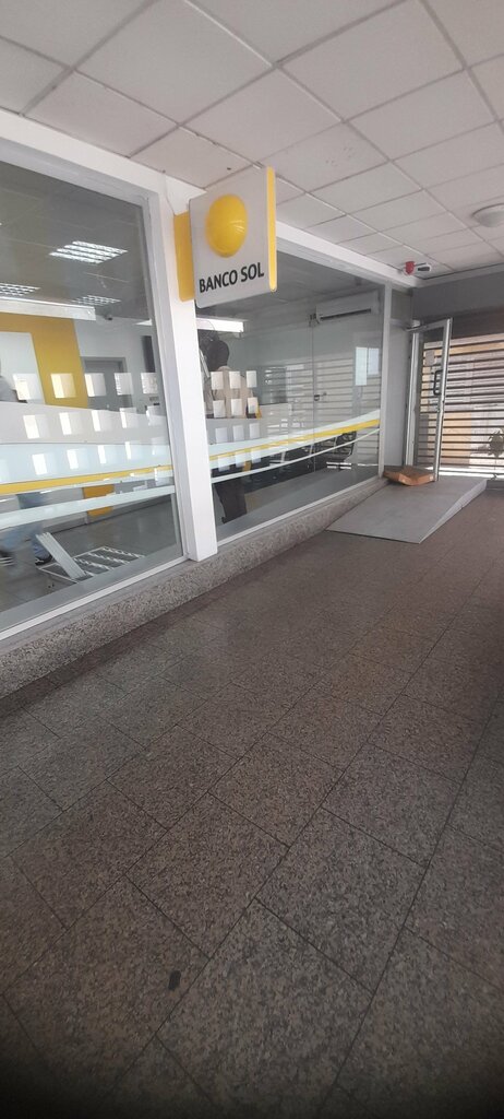 Banka Banco Sol, Loanda, foto