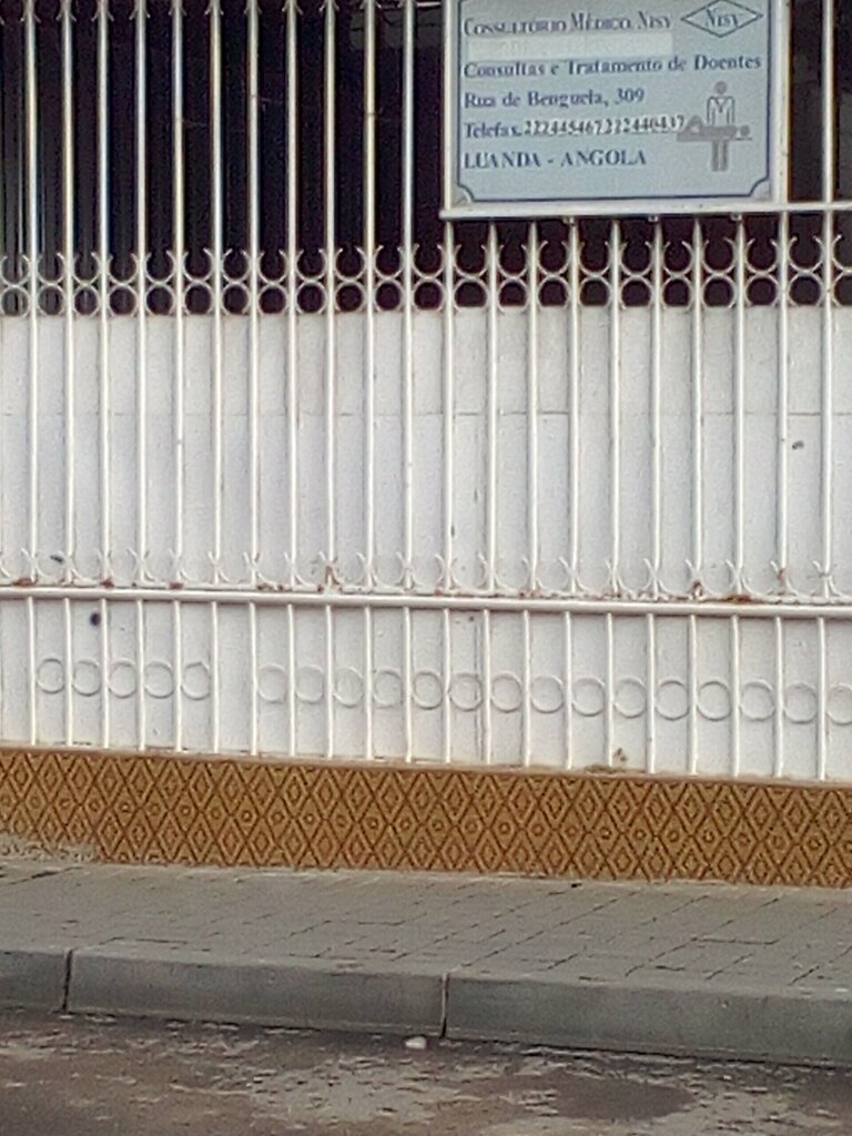 Hastaneler Consultório médico, Loanda, foto