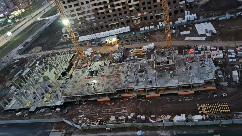 Konut blokları Дом у рощи, Novocheboksarsk, foto