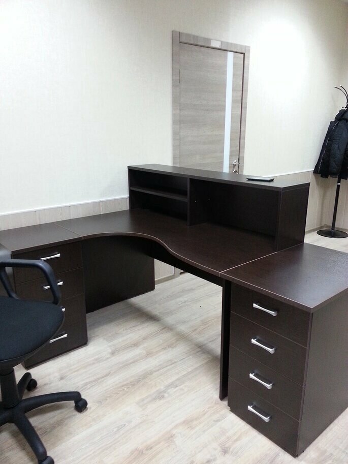 Büro mobilyaları TD Parizh, Cherepovets, foto