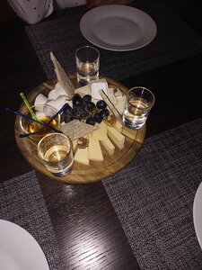 MyStar (zavulak Frydrycha Enhieĺsa No:14), restoran  Borisov'dan