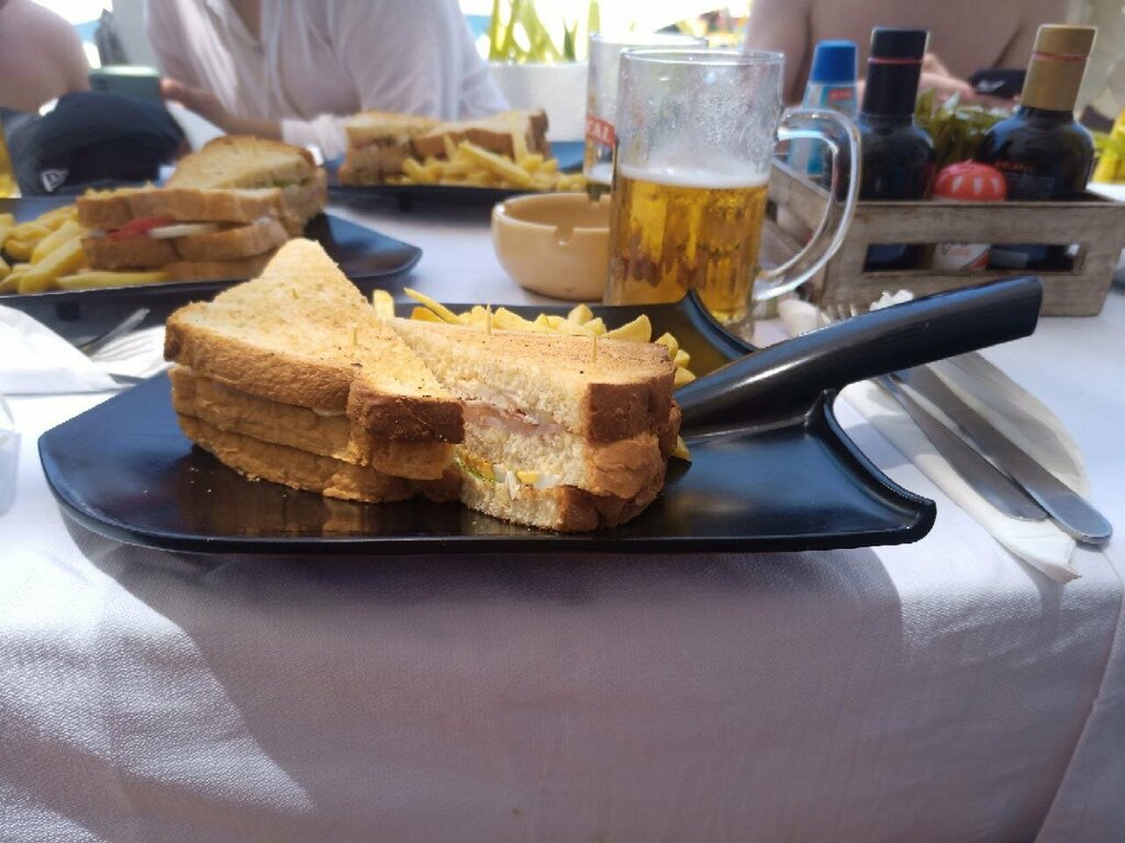 Restoran Miami Beach - Luanda, Loanda, foto