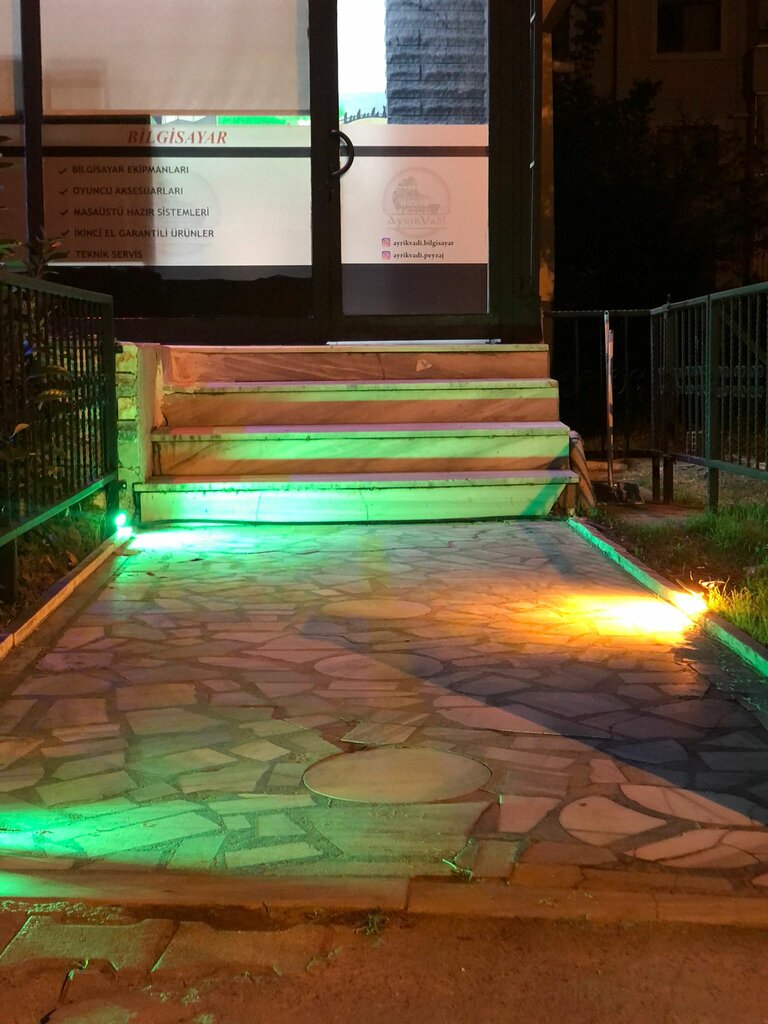 Bilgisayar mağazaları Ayrık Vadi Bilgisayar, Yalova, foto