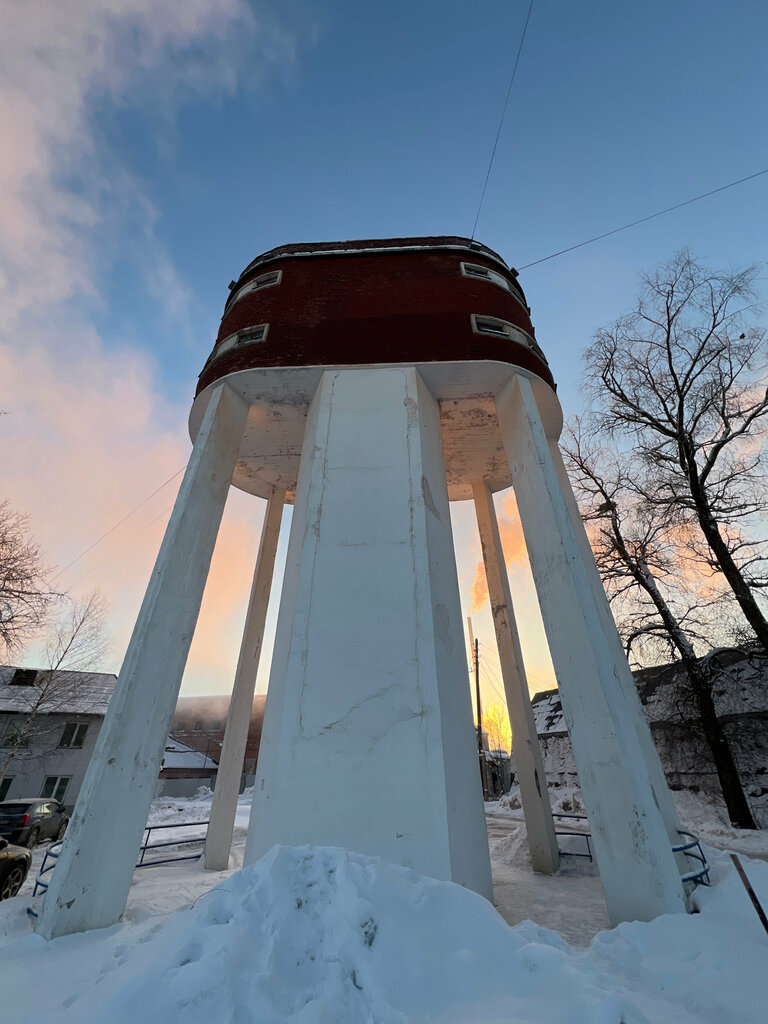 Turistik yerler Финская железнодорожная водонапорная башня 1942 г., Sortavala, foto