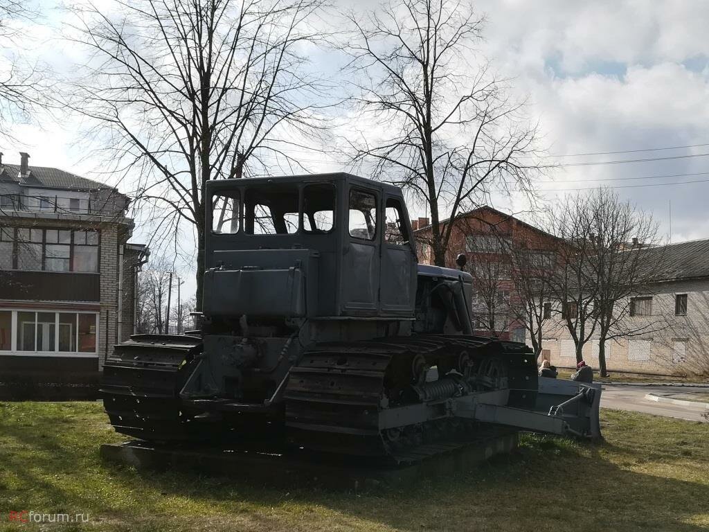 Teknoloji anıtı Бульдозер ДЗ-19 на тракторе Т-100МБГП, Mogiliovskaya oblastı, foto