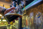 Old Shoes Pub (Leningradskiy Avenue No:74к1), bar  Moskova'dan