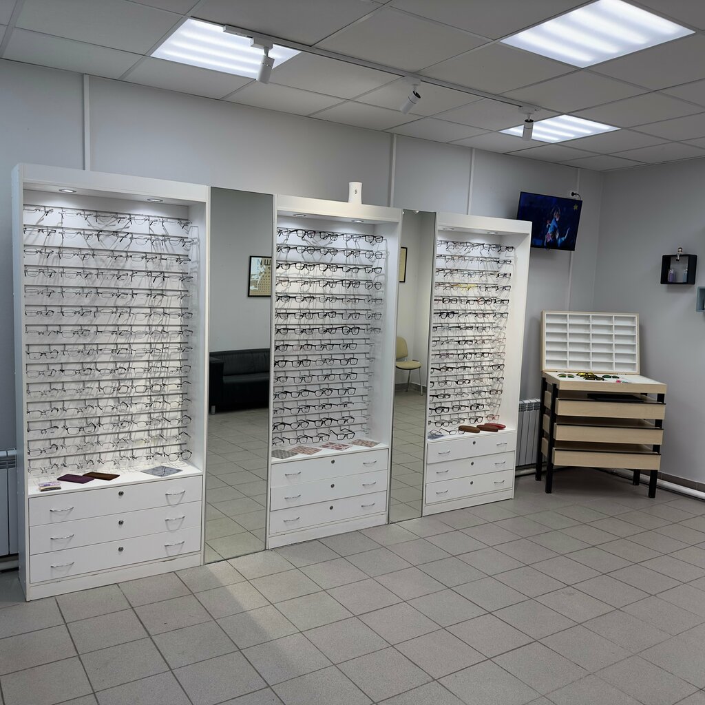 Optik Come in and see, Moskova, foto