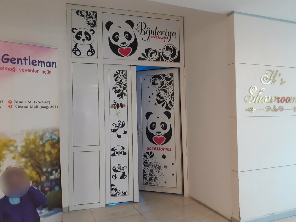 Bijuteriler Accessories, Bakü, foto