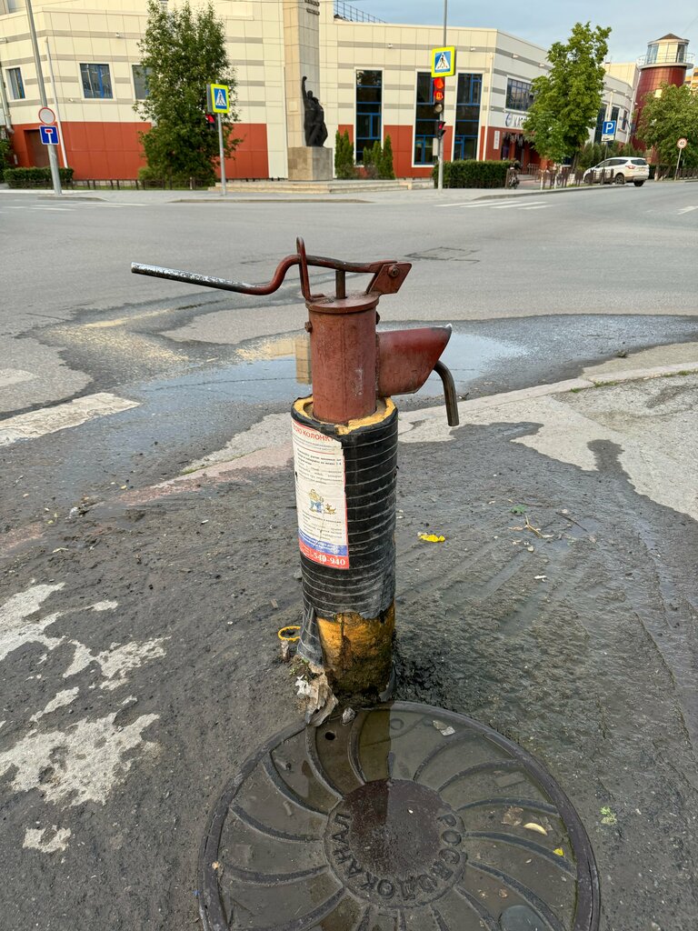 Tulumba Standpipe, Tiumen, foto