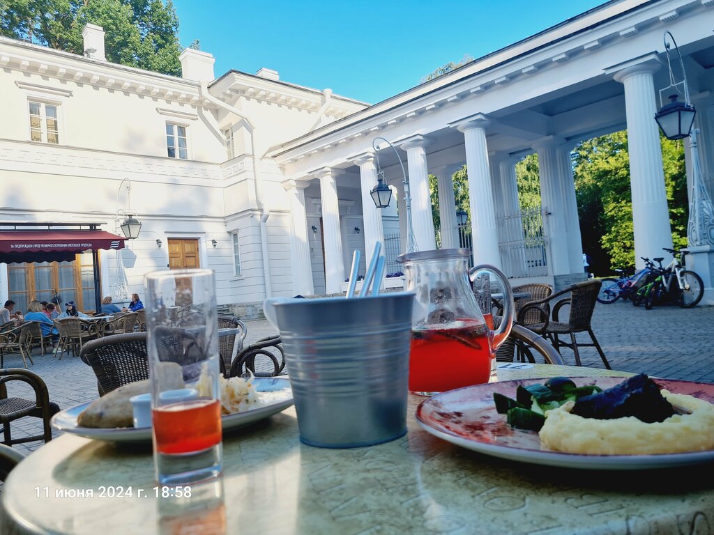 Kafe Na Elaginom, Saint‑Petersburg, foto