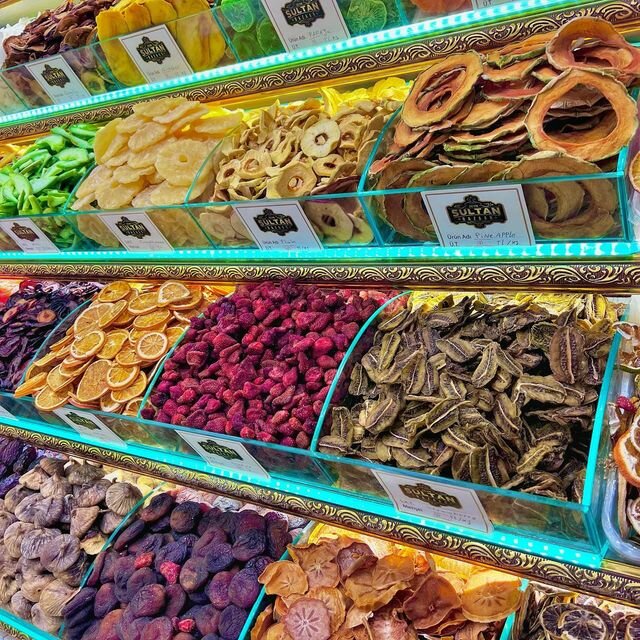 Kuruyemiş, atıştırmalık, kuru meyve Sultan Bazaar, İstanbul, foto