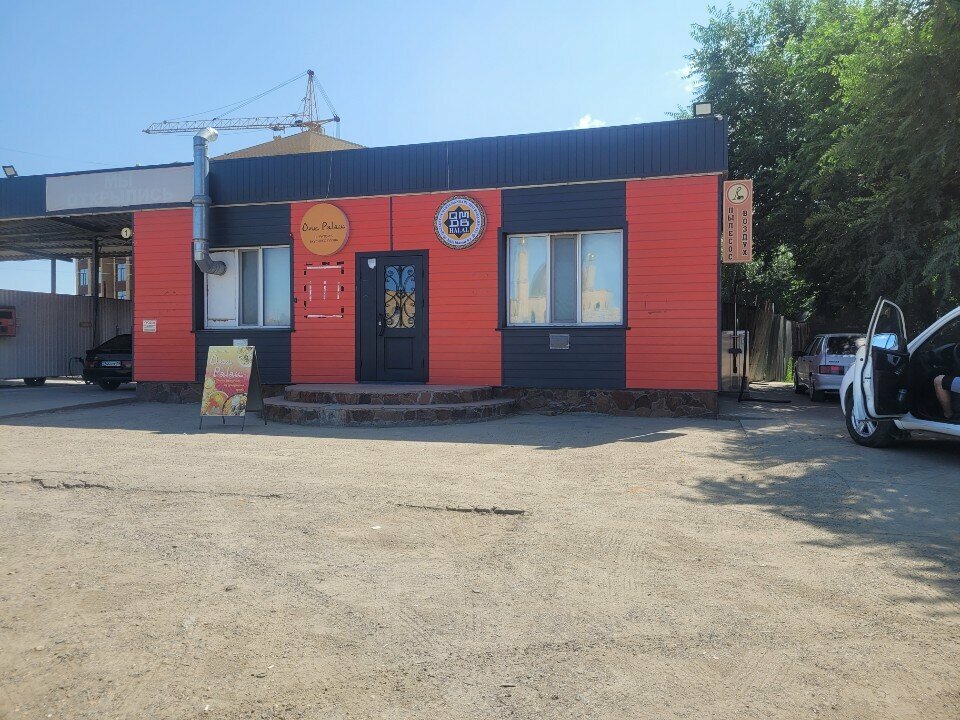 Kafe One Palau, Semey, foto