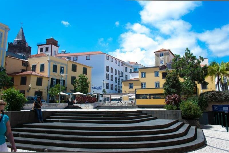 Otel Downtown Funchal Apartments 1C Cedros by An Island Apart, Funchal, foto