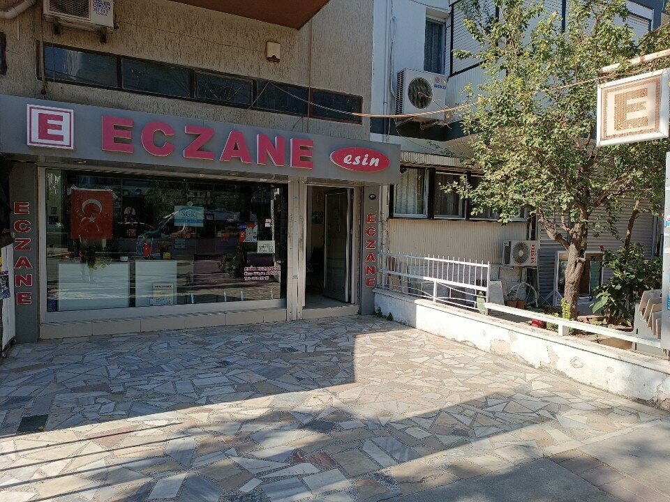 Eczaneler Esin Eczanesi, İzmir, foto