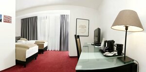 The Corner Hotel (Mainzer Landstraße No:73, Frankfurt am Main), otel  Frankfurt am Main'den