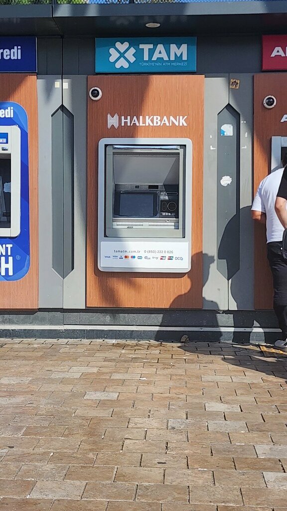 ATM'ler Halkbank ATM, İstanbul, foto