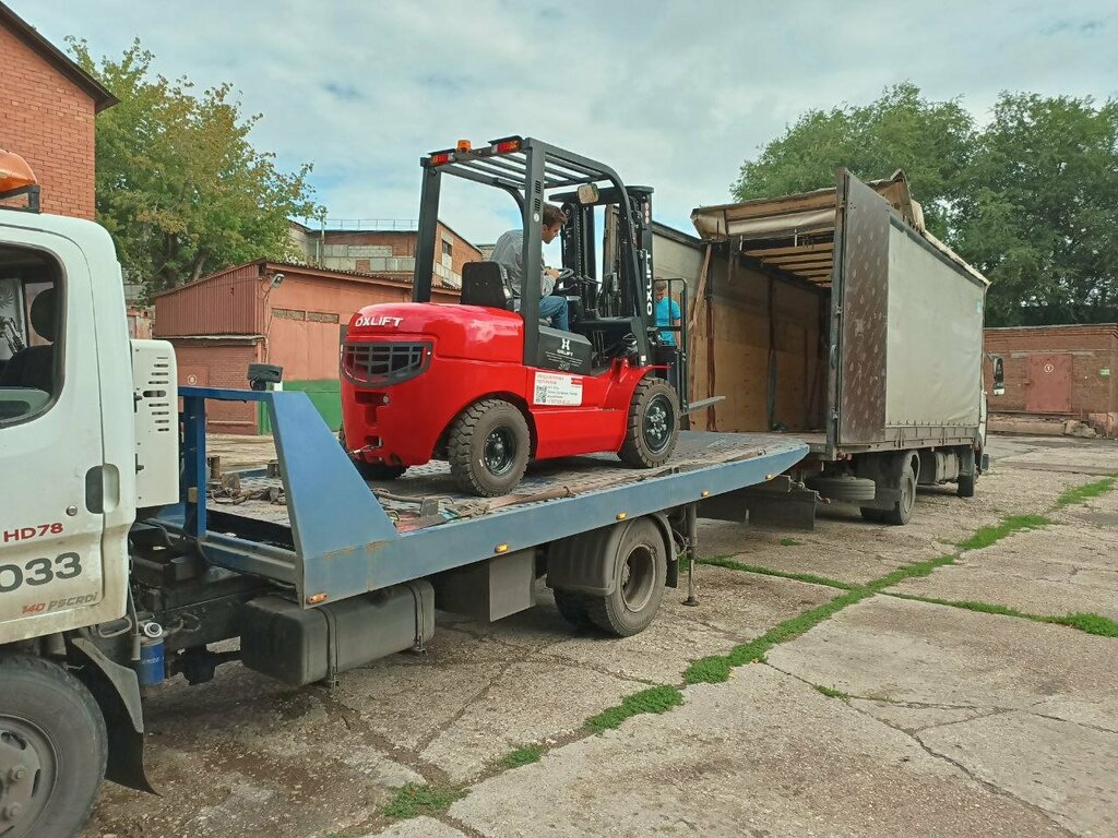 i̇nşaat ekipmanı kiralama Спецавтотранс, Samara, foto