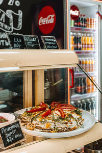 Горячий пирожок (Respublikanskaya ulitsa No:28), kafe  Mihaylovka'dan