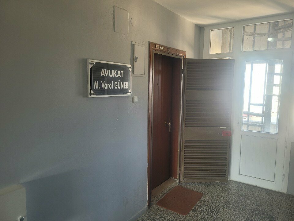 Avukatlar AV. M. Varol Güner, Adana, foto