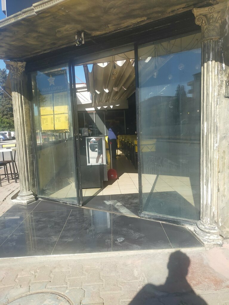 Fast food Meşhur Sarıyer Börekçisi, Antalya, foto