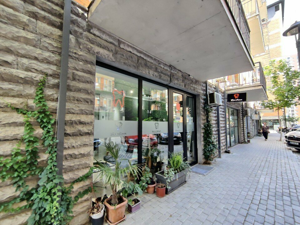 Özel ağız ve diş sağlığı klinikleri ve muayenehaneleri Pro Ortho, Tiflis, foto