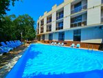 Hotel Veles (Solntsedarskaya ulitsa No:1/1), otel  Gelencik'ten