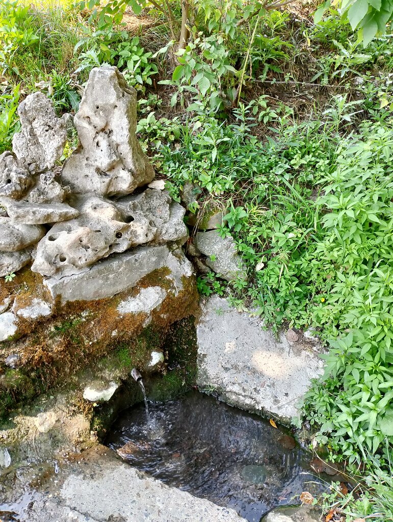Pınar, çay Spring, stream, Adıge Cumhuriyeti, foto