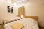 Apartments 42 North (ulica Jurija Gagarina No:11A), daireler  Tivat'tan
