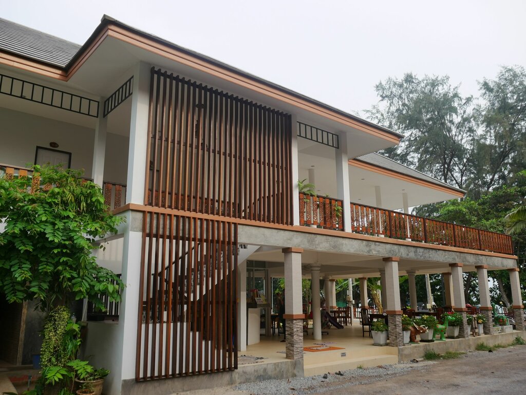 Otel L. O. M. Resort, Dünya, foto