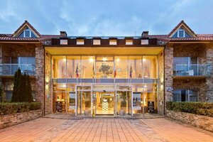 Abba Comillas Golf Hotel and Apartments (Cantabria, Lugar Urbanización Rovacias), otel