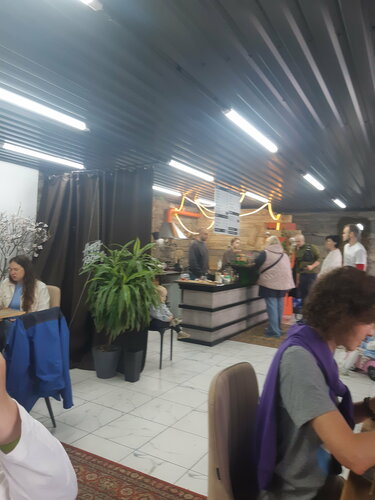 Kahve dükkanları Eat_Balance, Ust‑Katav, foto
