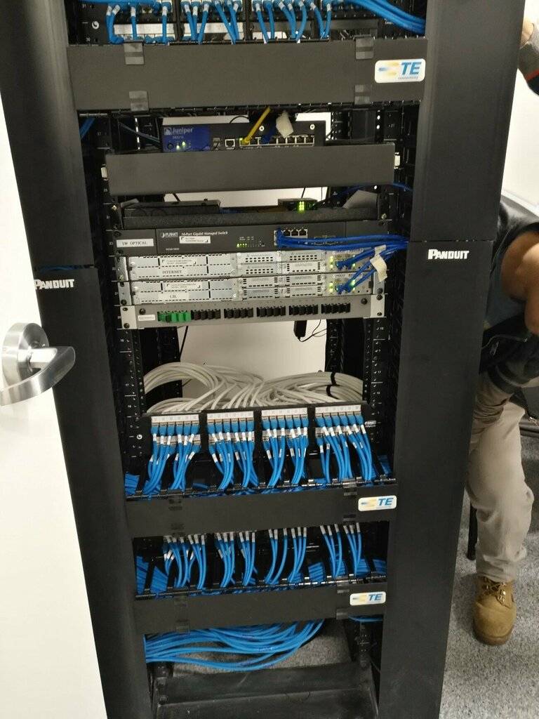 Bilgisayar mağazaları Technology for Business, Lima, foto