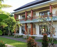 Otel Nyoman Sandi Guest House, Bali, foto