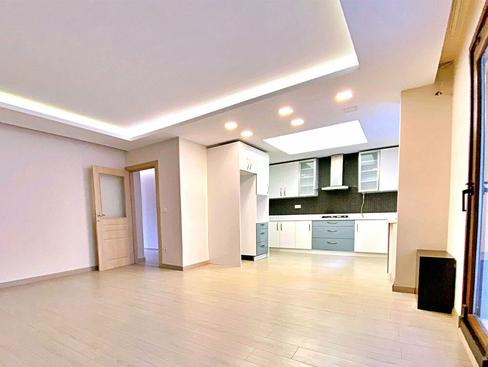 Emlak ofisi Güncel Emlak, İstanbul, foto