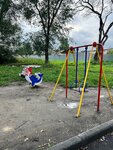 Playground (Chelyabinsk Region, Magnitogorsk, 30-y kvartal), oyun alanı  Magnitogorsk'tan