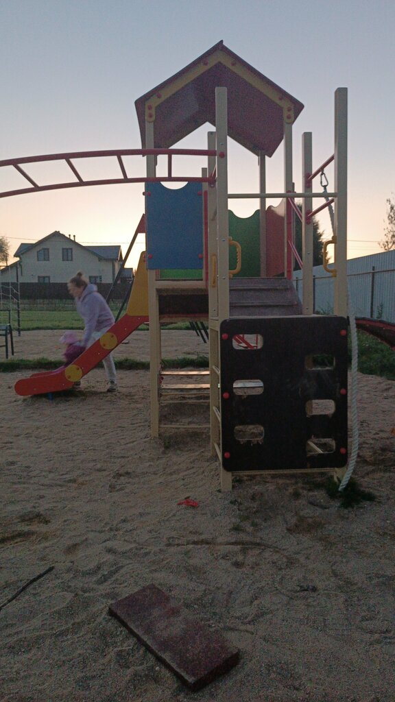 Oyun alanı Playground, Moskova ve Moskovskaya oblastı, foto