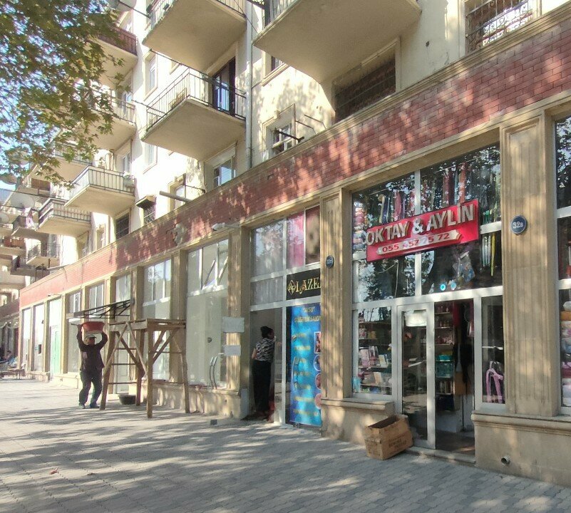 Mini-market Oktay Aylin, Gence, foto
