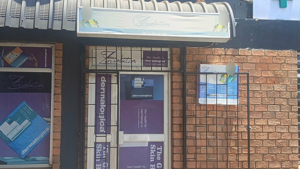 Kozmetik ve parfümeri mağazaları Zerivolution, Lusaka, foto
