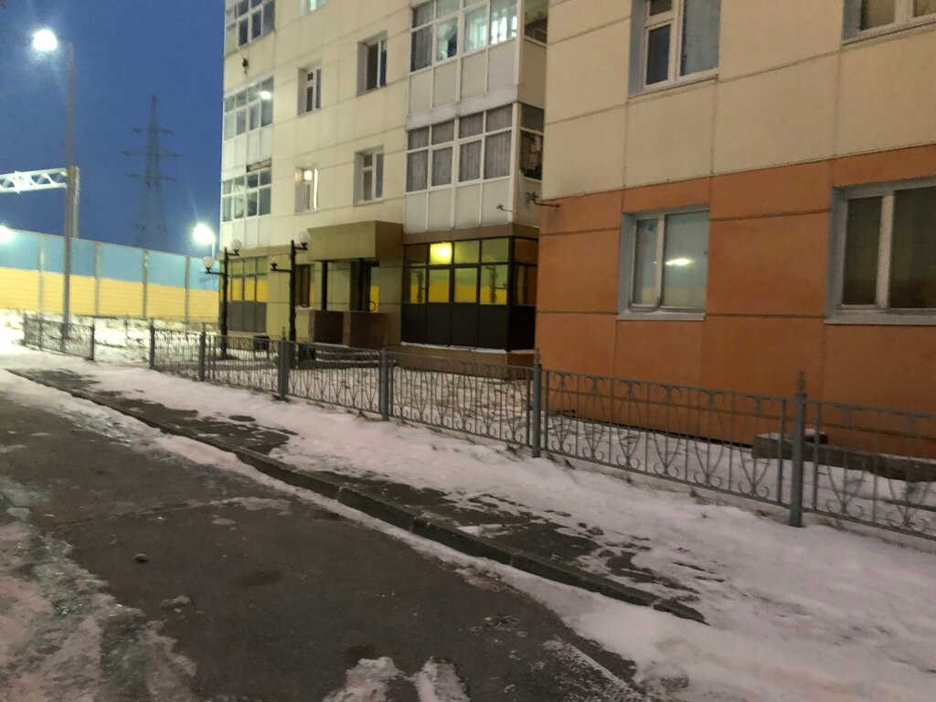 Teslimat noktası Ozon, Novy Urengoy, foto