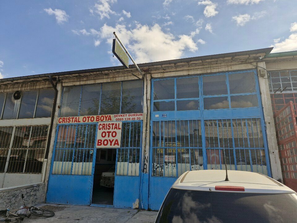 Otomobil servisi Cristal Oto Boya, Konya, foto