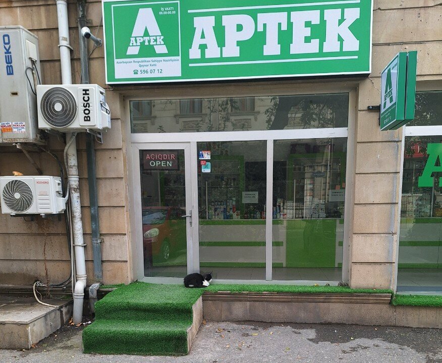 Eczaneler Aptek, Bakü, foto