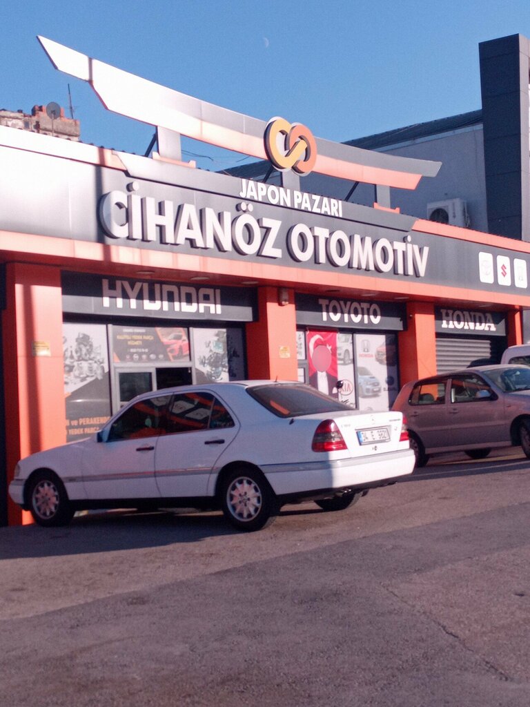 Otomobil satış galerileri Cihanöz Otomotiv, Bursa, foto