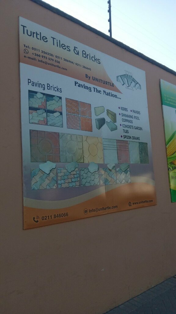 Yapı malzemeleri pazarı Turtle Tile&Bricks, Lusaka, foto