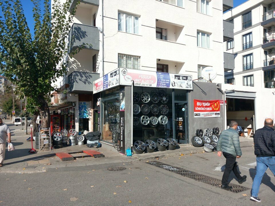 Oto lastik tamiri Pusula Jant Lastik, İstanbul, foto