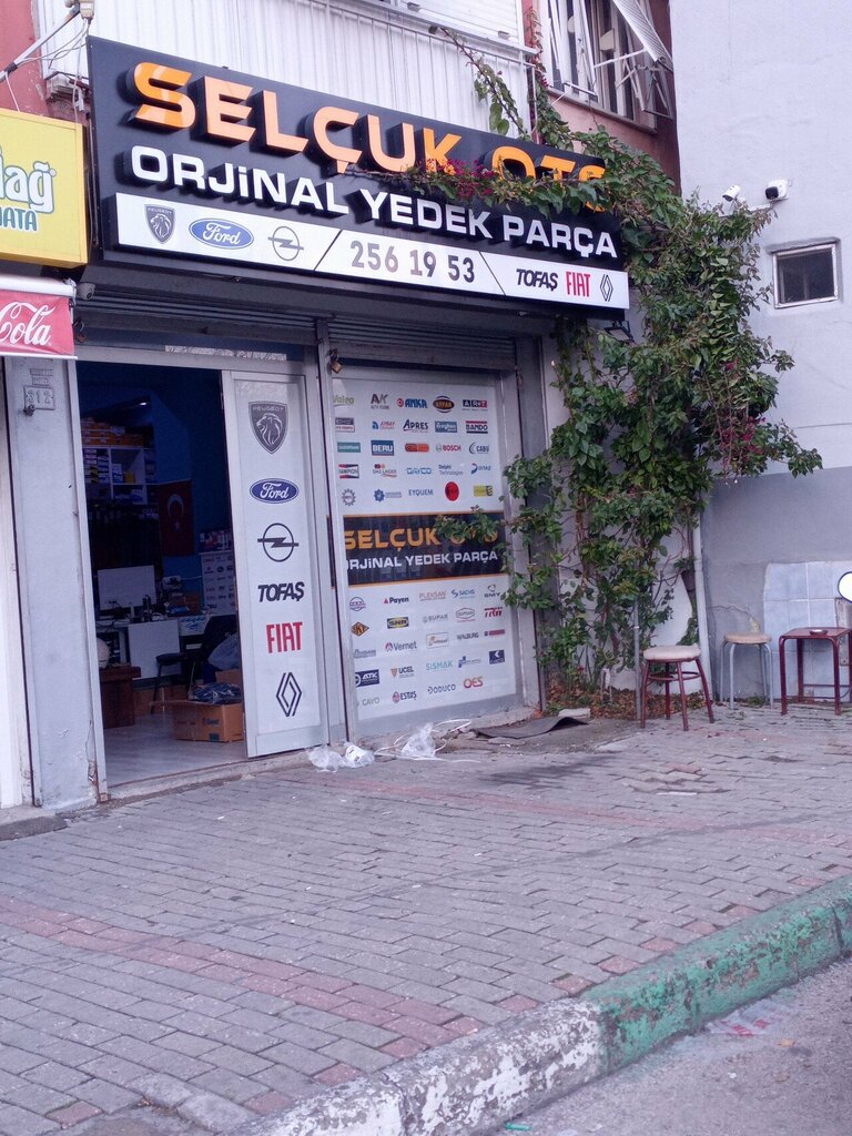 Otomobil yedek parçaları Selçuk Oto, Bursa, foto