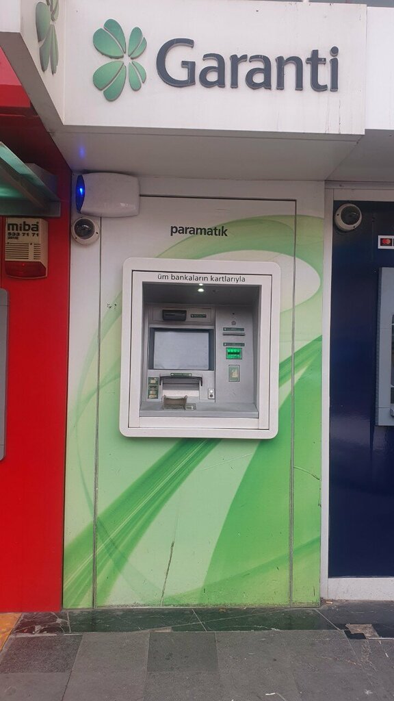 ATM'ler Garanti BBVA ATM, İstanbul, foto