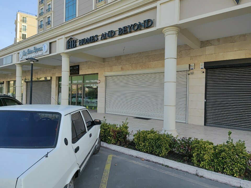 Emlak ofisi Homes and Beyond, İstanbul, foto