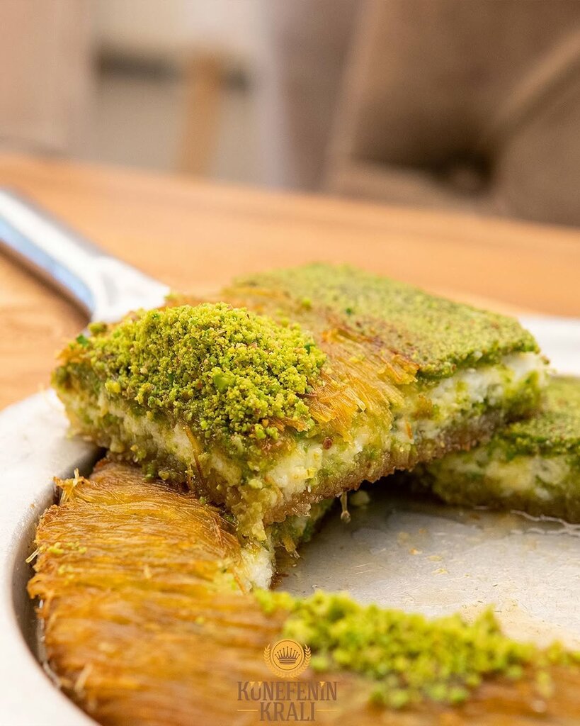 Pasta, şekerleme ve tatlı Künefenin kralı bursa, Bursa, foto